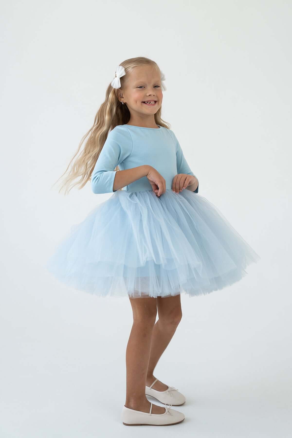 Cool Blue | Mini Celebrities – Mini Celebrities US
